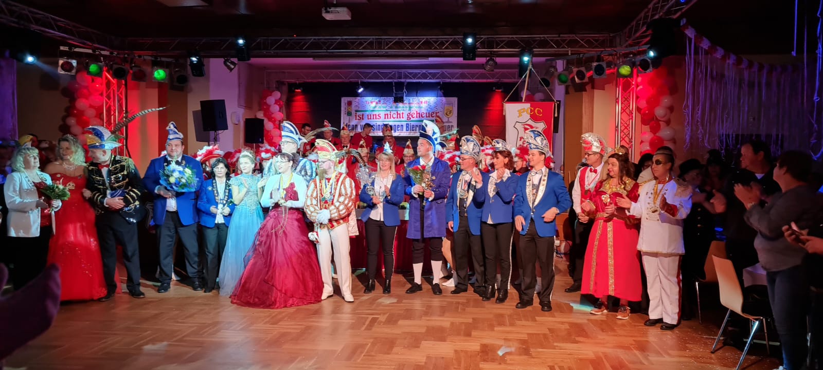 Närrisches Treiben des Vereins - Friesacker Karneval Club e.V.